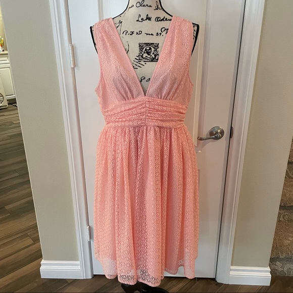 Area Stars | Dresses | Area Stars Pink Lace Dress | Poshmark